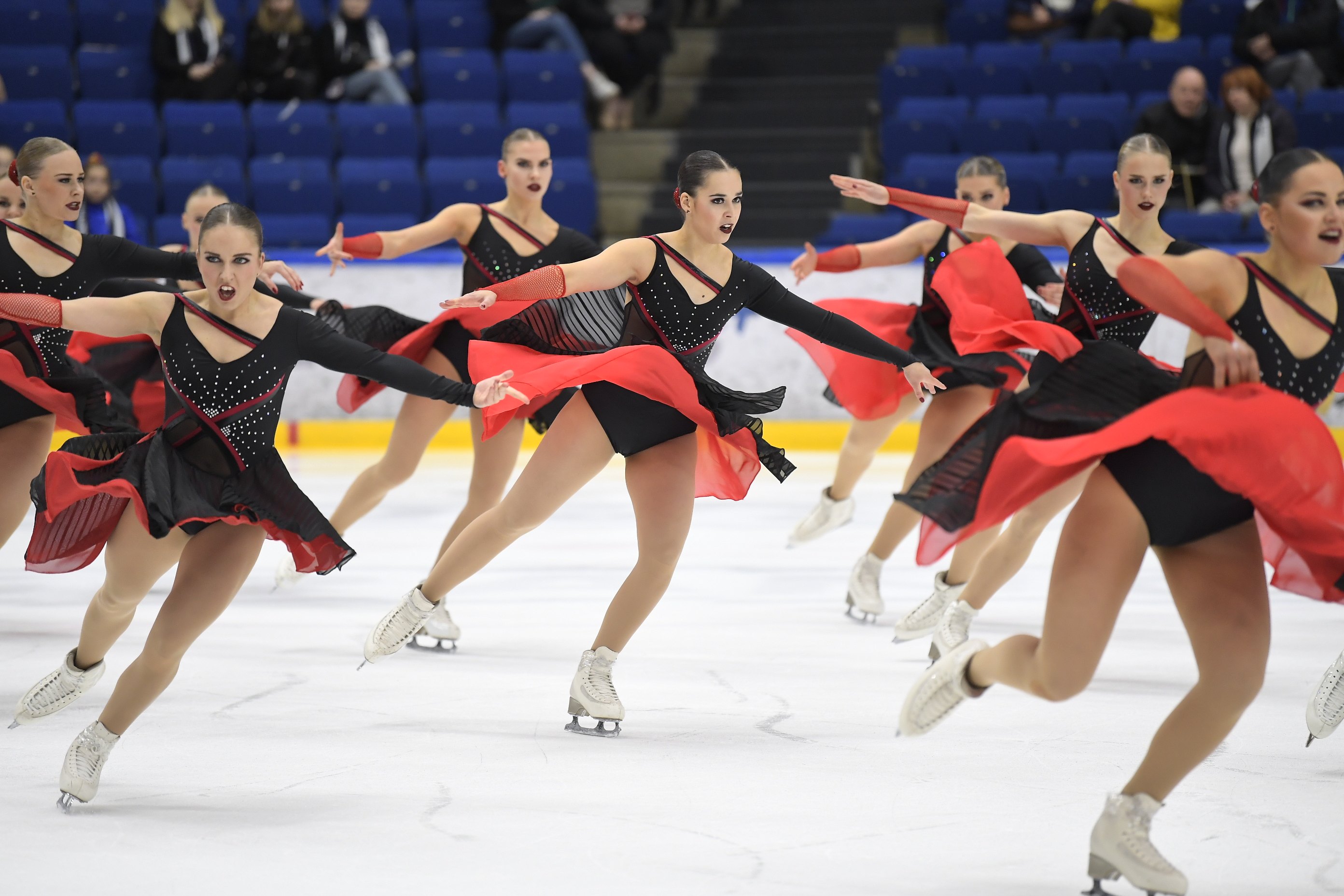 Team Unique ykkönen muodostelman kauden avauksessa - SkatingFinland