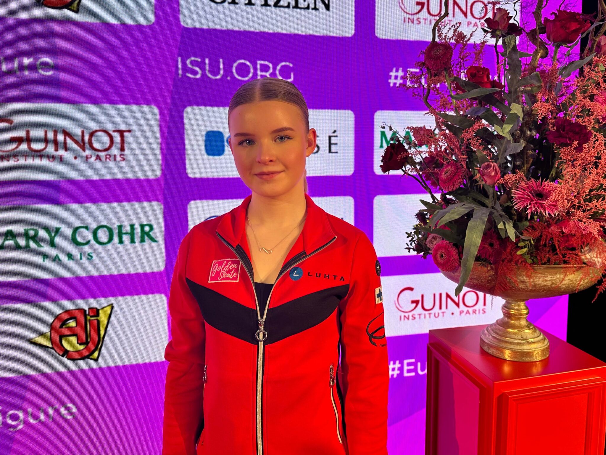 Emmi Peltonen parhaana suomalaisena EM-jäällä 12:s I SkatingFinland