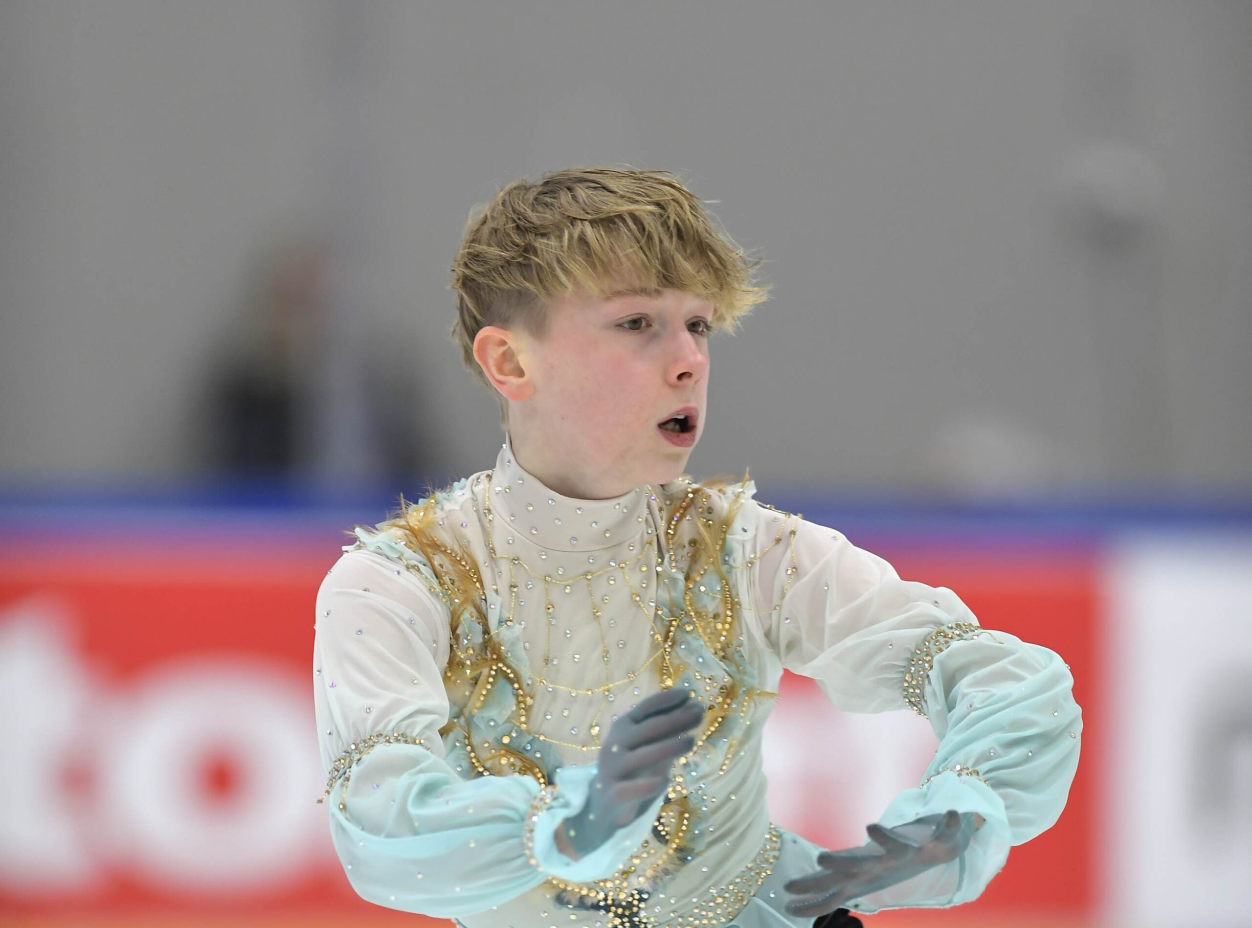 Matias Lindfors luisteli junioreiden MM-kilpailuissa sijalle 22 I ...